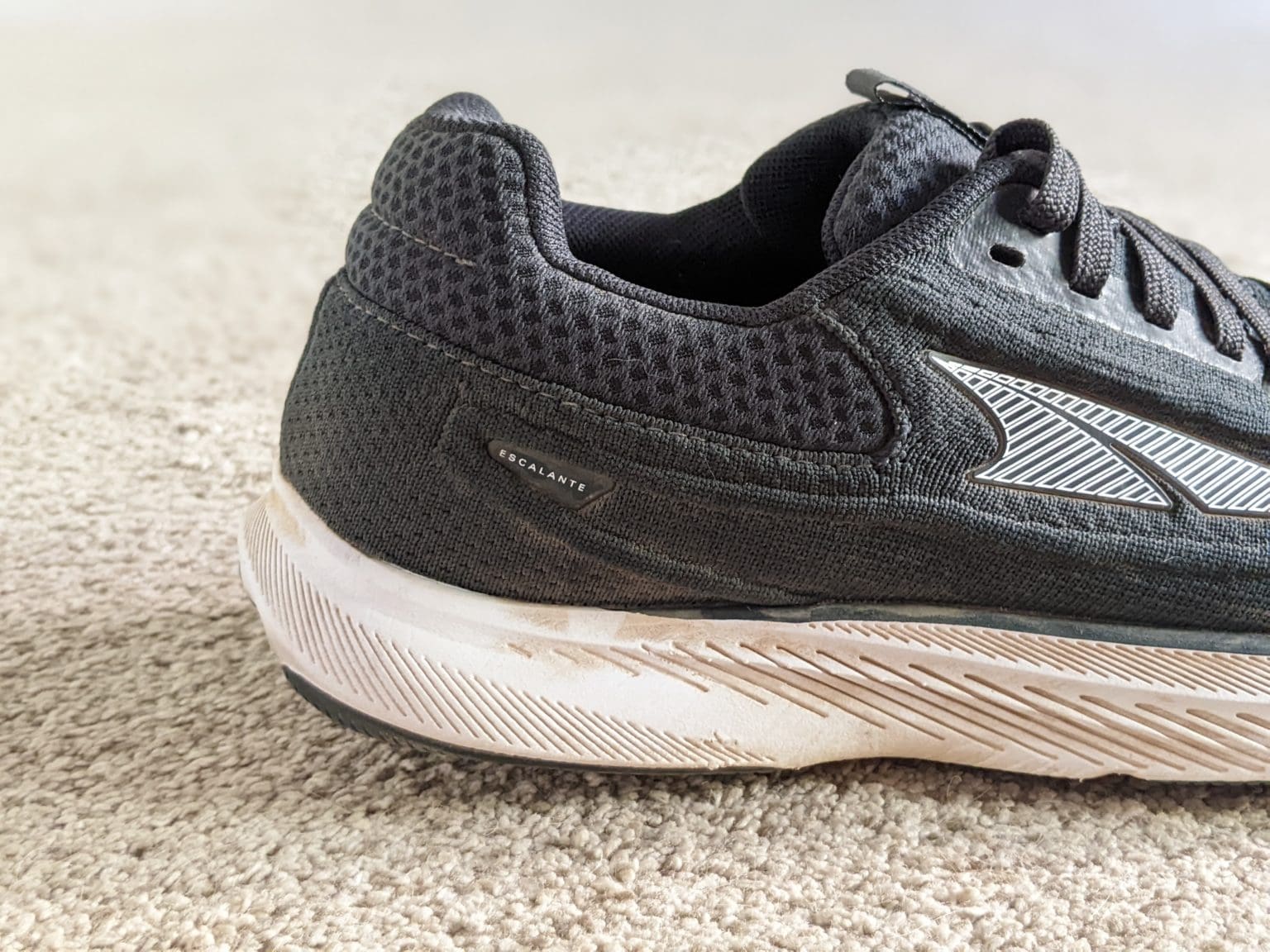 Altra Escalate 3 vs Rivera 3 - Plush vs. Flexible - Barefoot Run Review