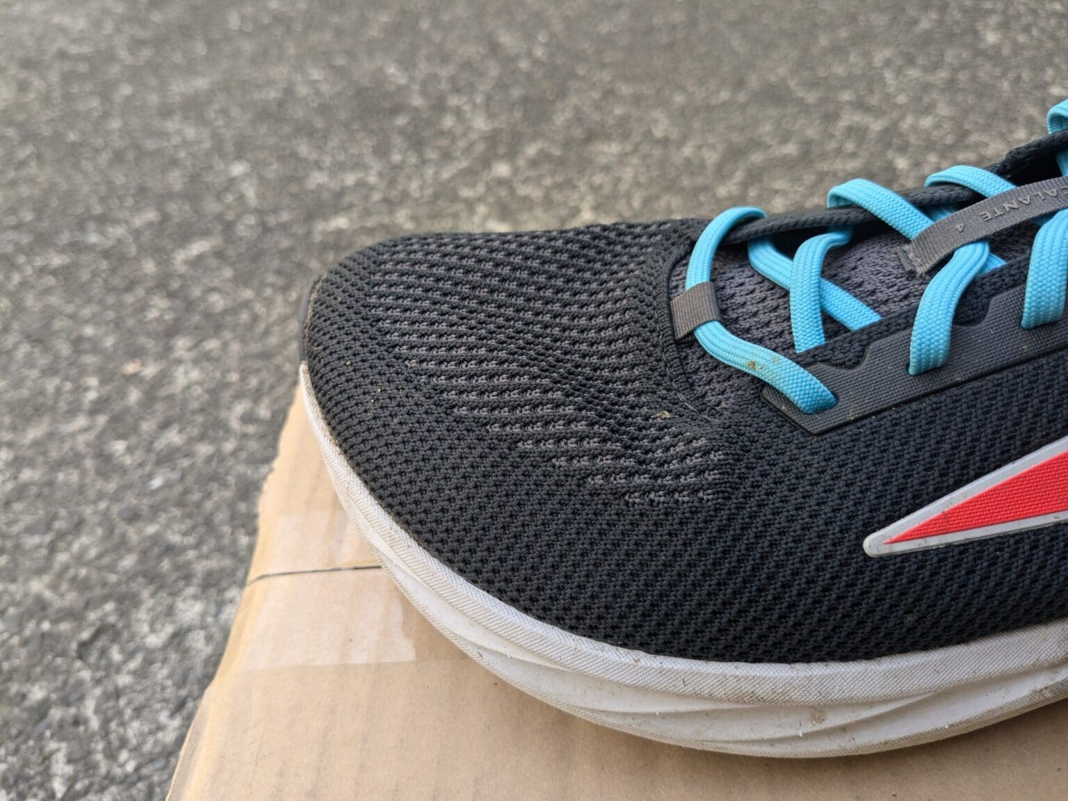 Altra Escalante 4 Review - Back to the old school Escalante!? vs ...