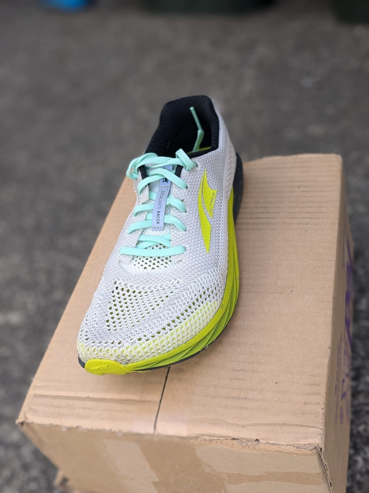 Altra Escalante Racer 2 Review - The Perfect Blend of Minimalism and ...