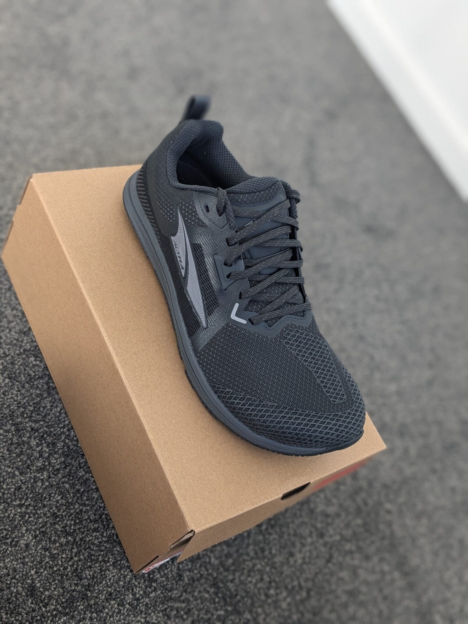 Altra Solstice XT 3 Review - A gym shoes that's also a running shoe? - Barefoot Run Review